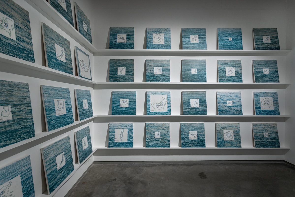 Zero Horizon : Reena Saini Kallat - India Art Fair